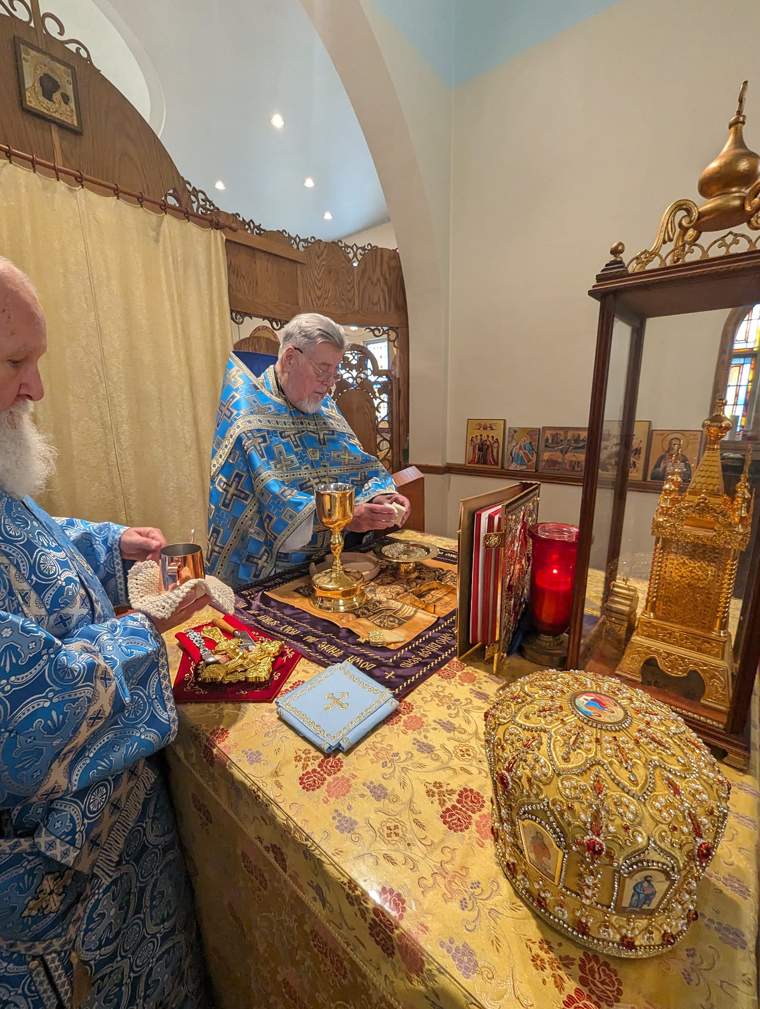 What is the Divine Liturgy? - Saints Peter & Paul Orthodox Church